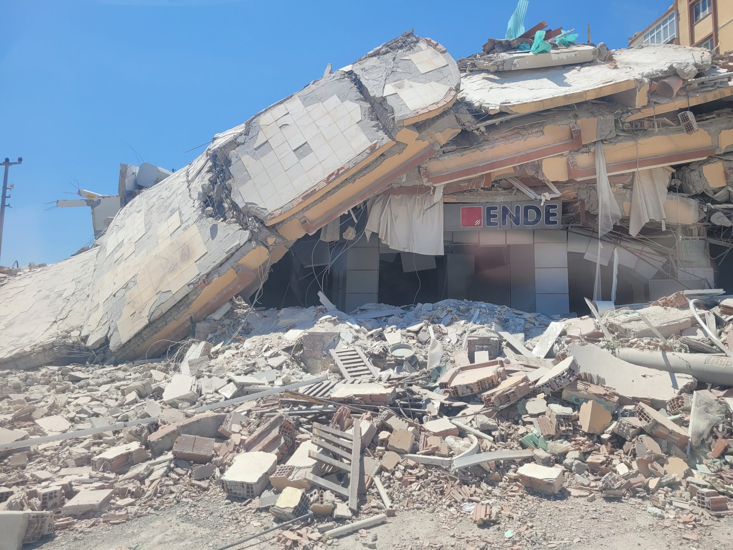 Forscher suchen nach schnelleren Warnsystemen für Erdbeben